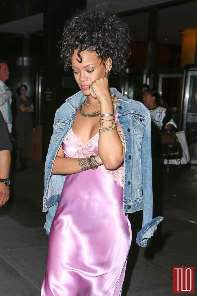 Rihanna is the Queen of DGAF Chic - Tom + Lorenzo Rihanna is the Queen of DGAF Chic - Tom + Lorenzo