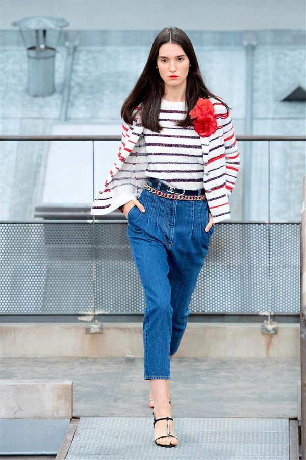 Chanel Womenswear Spring/Summer 2020 Show at Paris Fashion Week-Runway ...