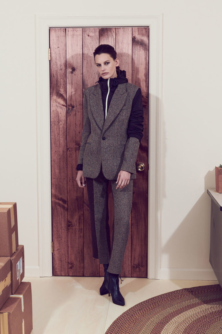 Heidi Klum in Monse Out and About in LA - Tom + Lorenzo