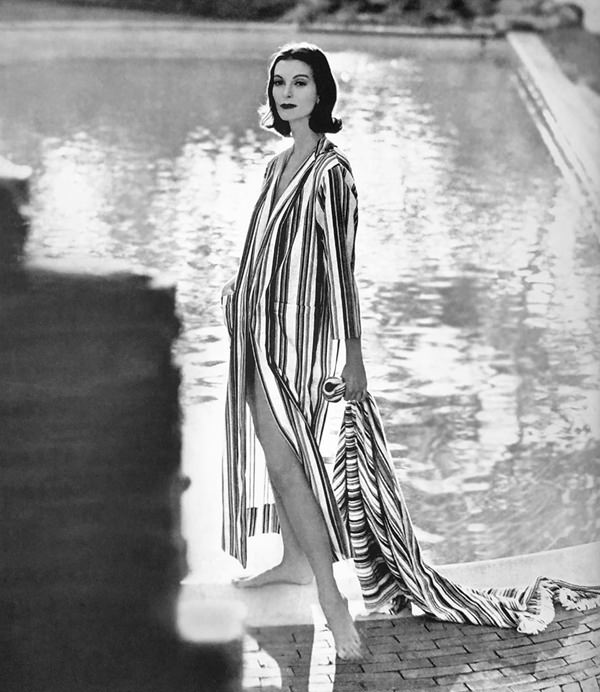 Supermodels-of-the-World-Carmen-Dell-Orefice-Fashion-1082020-Tom ...