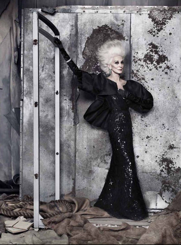 Supermodels-of-the-World-Carmen-Dell-Orefice-Fashion-1082020-Tom ...