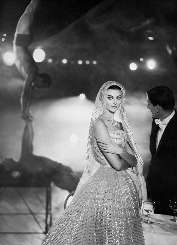 Supermodels-of-the-World-Carmen-Dell-Orefice-Fashion-1082020-Tom ...