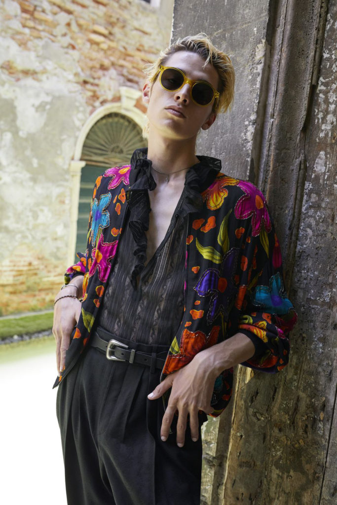 "House of Gucci" Star Jared Leto in Saint Laurent on "The Tonight Show ...