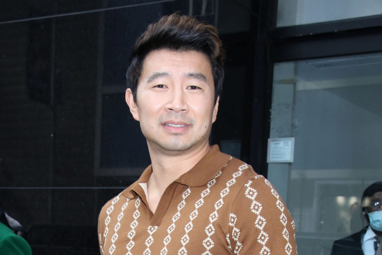 SHANG-CHI Star Simu Liu at GOOD MORNING AMERICA - Tom + Lorenzo