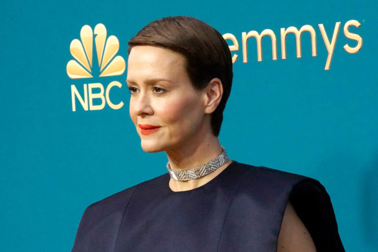 Emmys 2022: Sarah Paulson in Louis Vuitton: IN or OUT? - Tom + Lorenzo