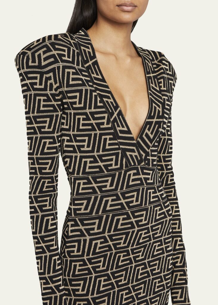 SCHMIGADOON! Star Cecily Strong in Balmain on THE TONIGHT SHOW STARRING ...