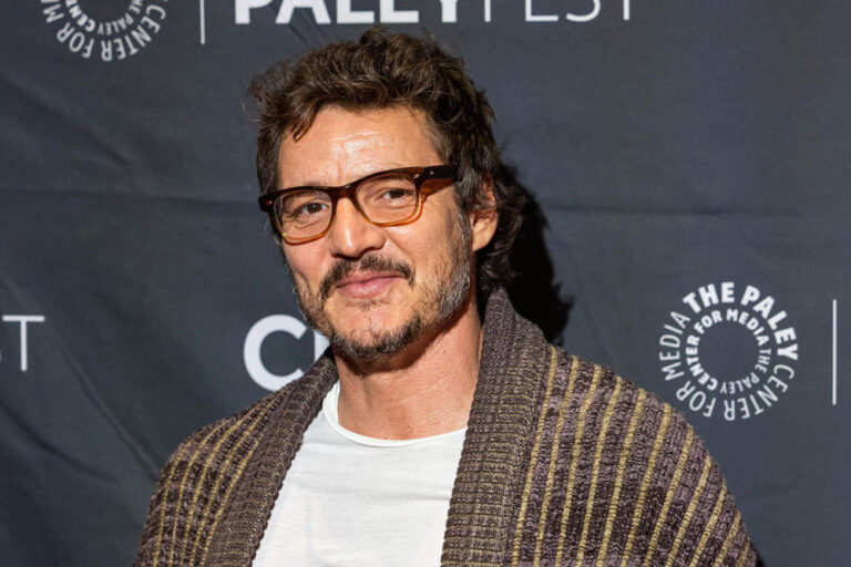 THE MANDALORIAN Star Pedro Pascal in Isa Boulder at the PaleyFest LA ...