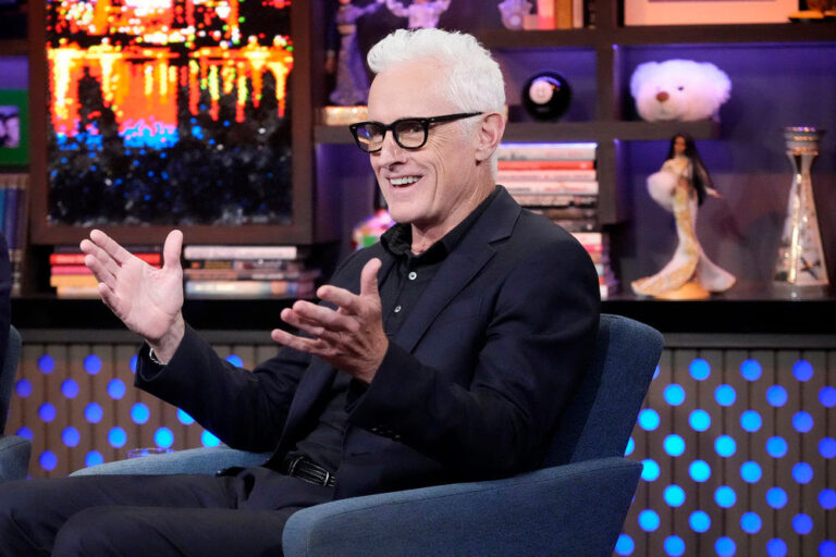 John Slattery and Jon Hamm on WATCH WHAT HAPPENS LIVE WITH ANDY COHEN ...