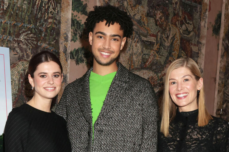 Alison Oliver, Archie Madekwe and Rosamund Pike at the SALTBURN New ...