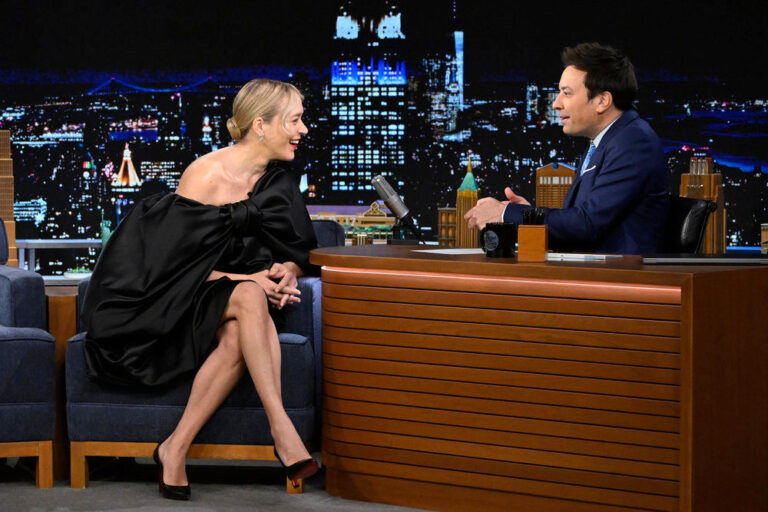 FEUD: CAPOTE VS. THE SWANS Star Chloë Sevigny in Simone Rocha at THE ...