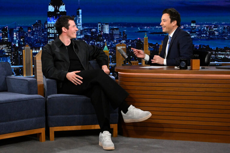 MASTERS OF THE AIR Star Callum Turner on THE TONIGHT SHOW STARRING ...