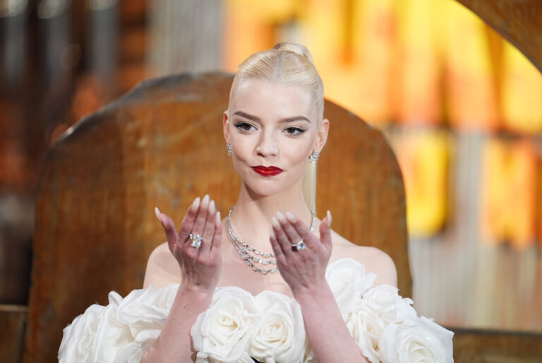 Anya Taylor-Joy in Giambattista Valli Couture at the FURIOSA: A MAD MAX ...