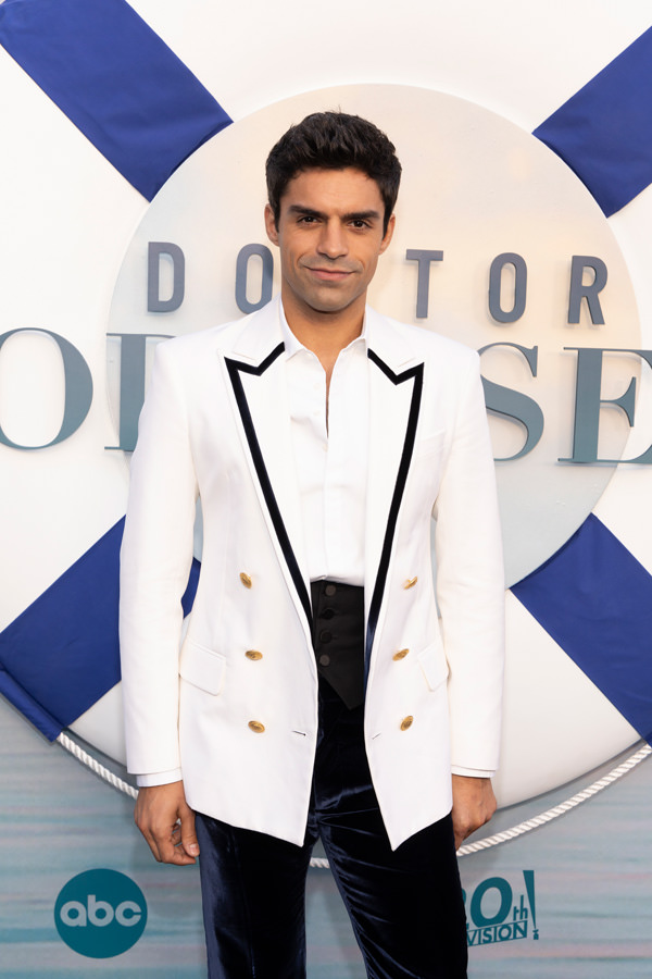 Joshua-Jackson-Phillipa-Soo-Don-Johnson-Sean-Teale-DOCTOR-ODYSSEY-TV ...