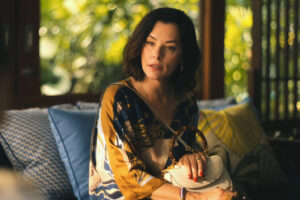 The Wardrobe Department: Parker Posey’s Victoria Ratliff Wears Jim ...