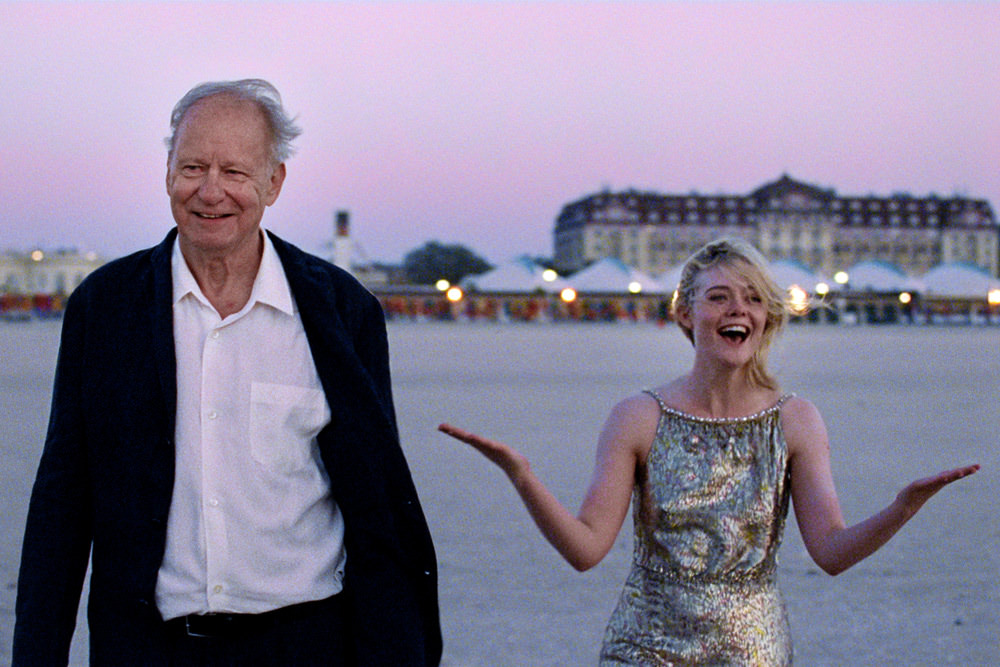 SENTIMENTAL VALUE Starring Renate Reinsve, Stellan Skarsgård, and Elle Fanning | Official ...