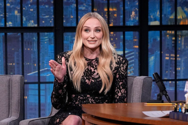 TRUST Star Sophie Turner in Stella McCartney on LATE NIGHT WITH SETH ...