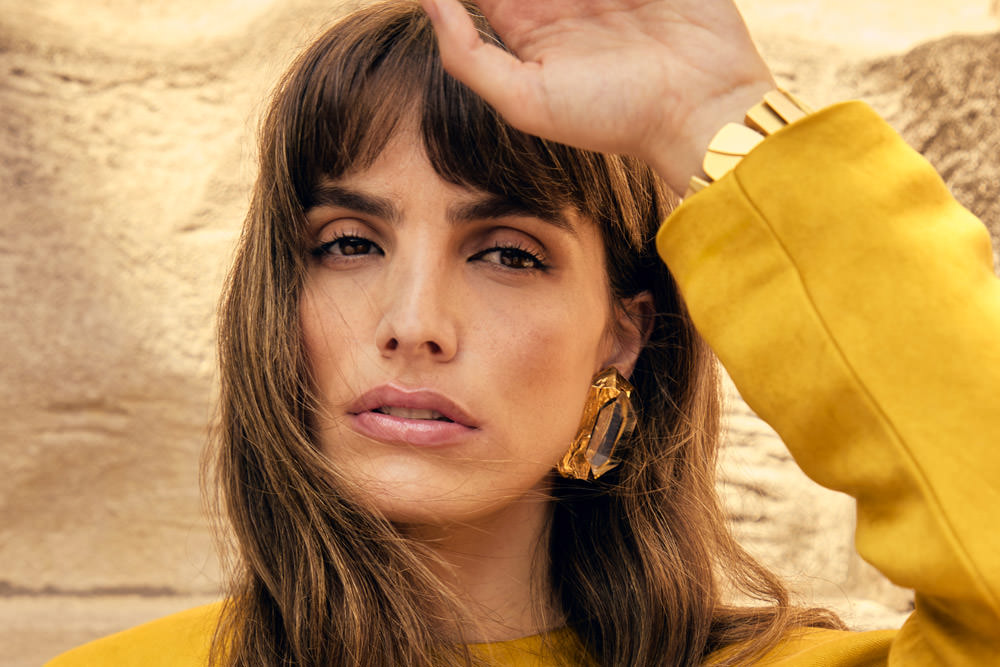 Pedro Pascal Interviews His Sister Lux Pascal in ELLE's 2025 October ...