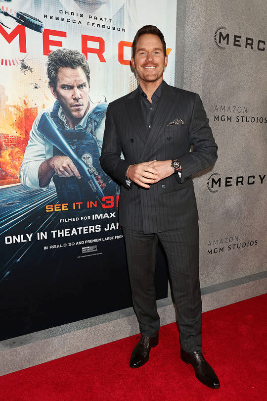 Chris-Pratt-Kali-Reis-Kylie-Rogers-Chris-Sullivan-MERCY-New-York ...