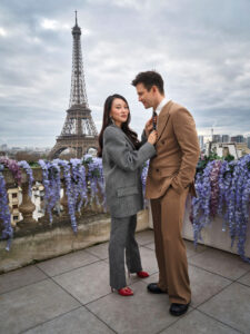 Yerin Ha and Luke Thompson at the BRIDGERTON Season 4 Paris Photo Call ...