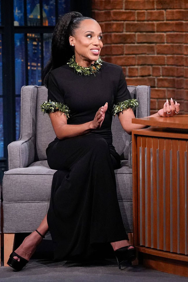 Kerry Washington Promotes THE WHOOPI MONOLOGUES on LATE NIGHT WITH SETH ...