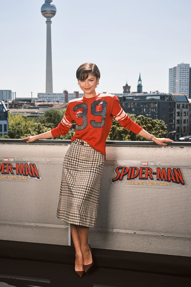 Tom Holland and Zendaya at the SPIDER-MAN: BRAND NEW DAY Berlin Photo ...
